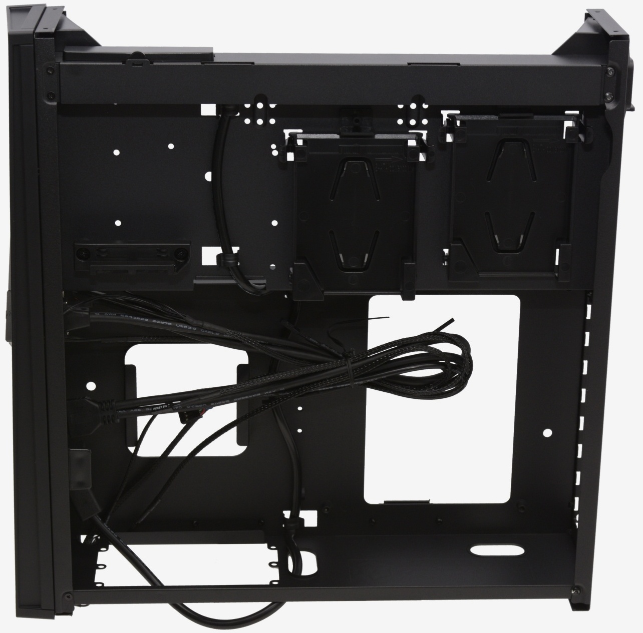 Silverstone Raven RVZ02 Mini-ITX Case Review > Internal Design | TechSpot