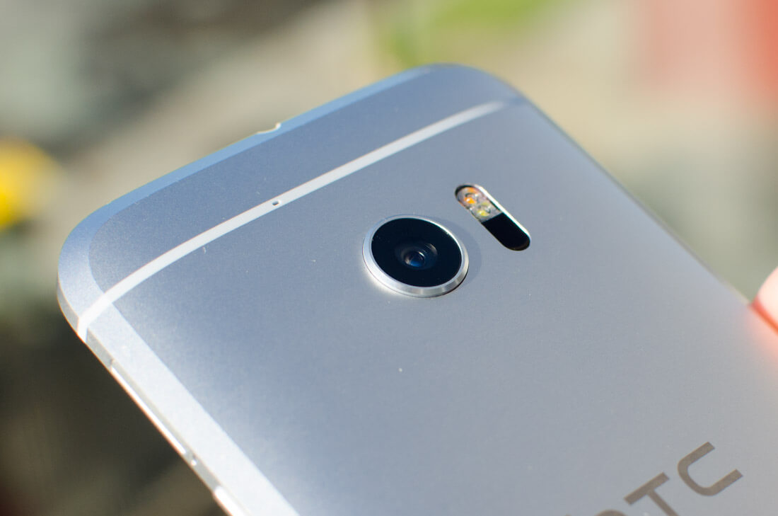 HTC 10 Review > HTC's Best Smartphone in Years | TechSpot