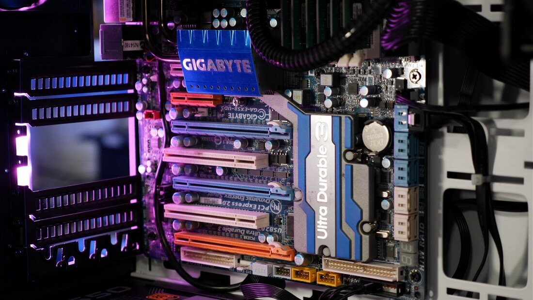 We Test a $1,000 CPU From 2010 vs. Ryzen 3 | TechSpot