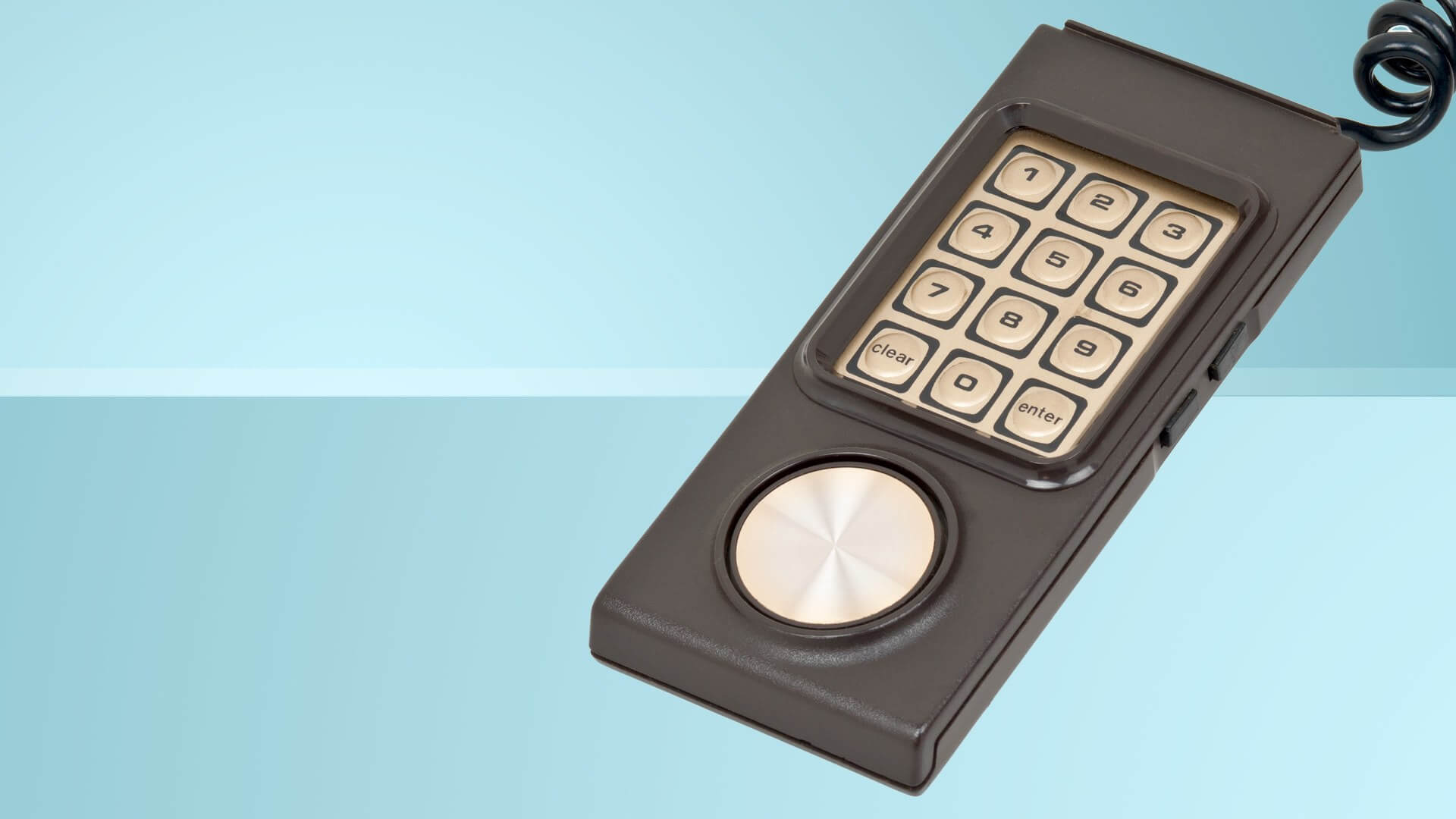 The Most Memorable Game Controllers from the Last 40 Years | TechSpot The Most Memorable Game Controllers from the Last 40 Years | TechSpot