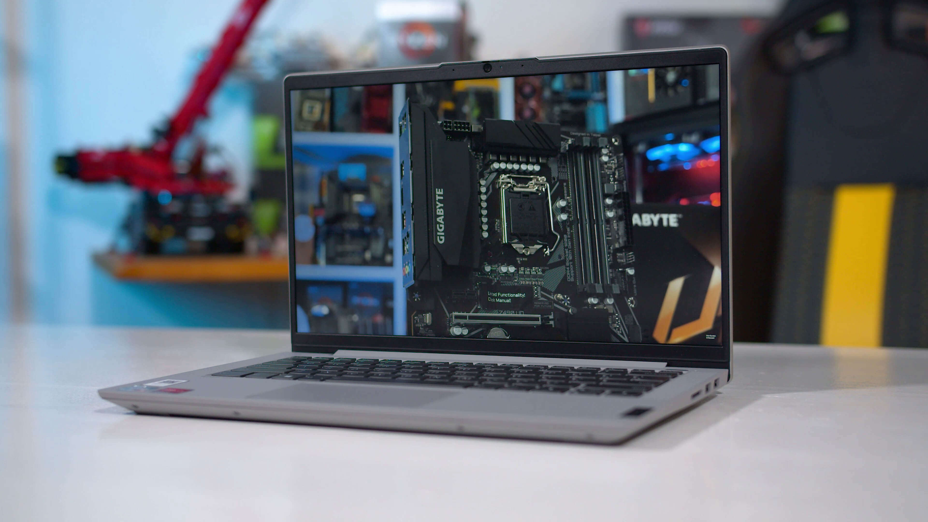 AMD Ryzen 5 4500U Review Photo Gallery TechSpot