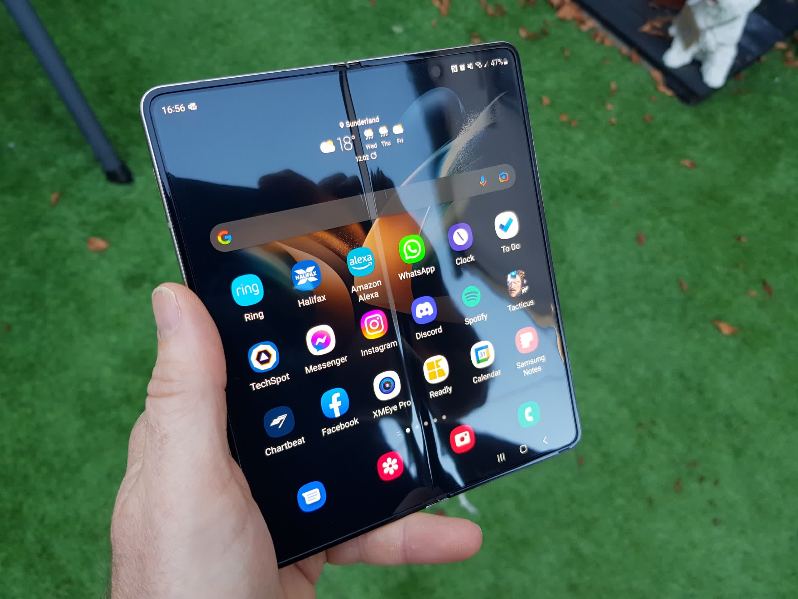 Samsung Workers The Galaxy Z Fold 5 Has A Boring Design Techspot