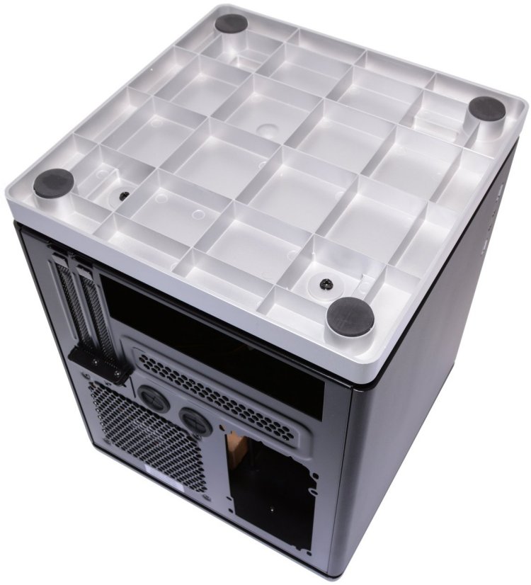 Xigmatek Nebula Case Review | TechSpot