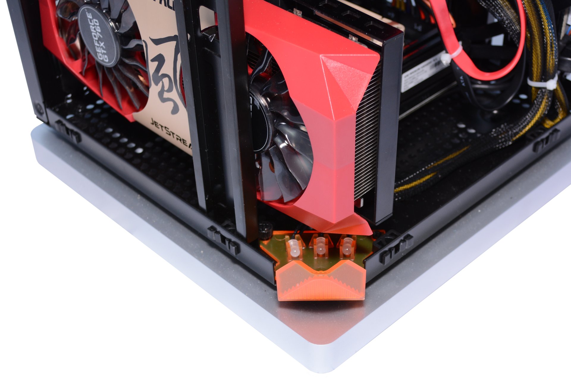 Xigmatek Nebula Case Review Photo Gallery - TechSpot