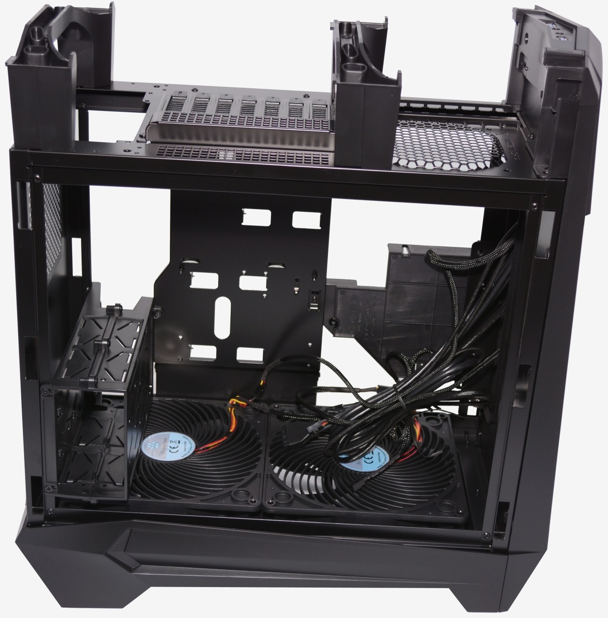 Silverstone Raven 5 (RV05) ATX Case Review > RV05 Internal Design ...