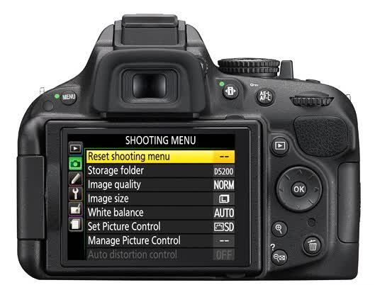 Nikon D5200 Pros and Cons | TechSpot