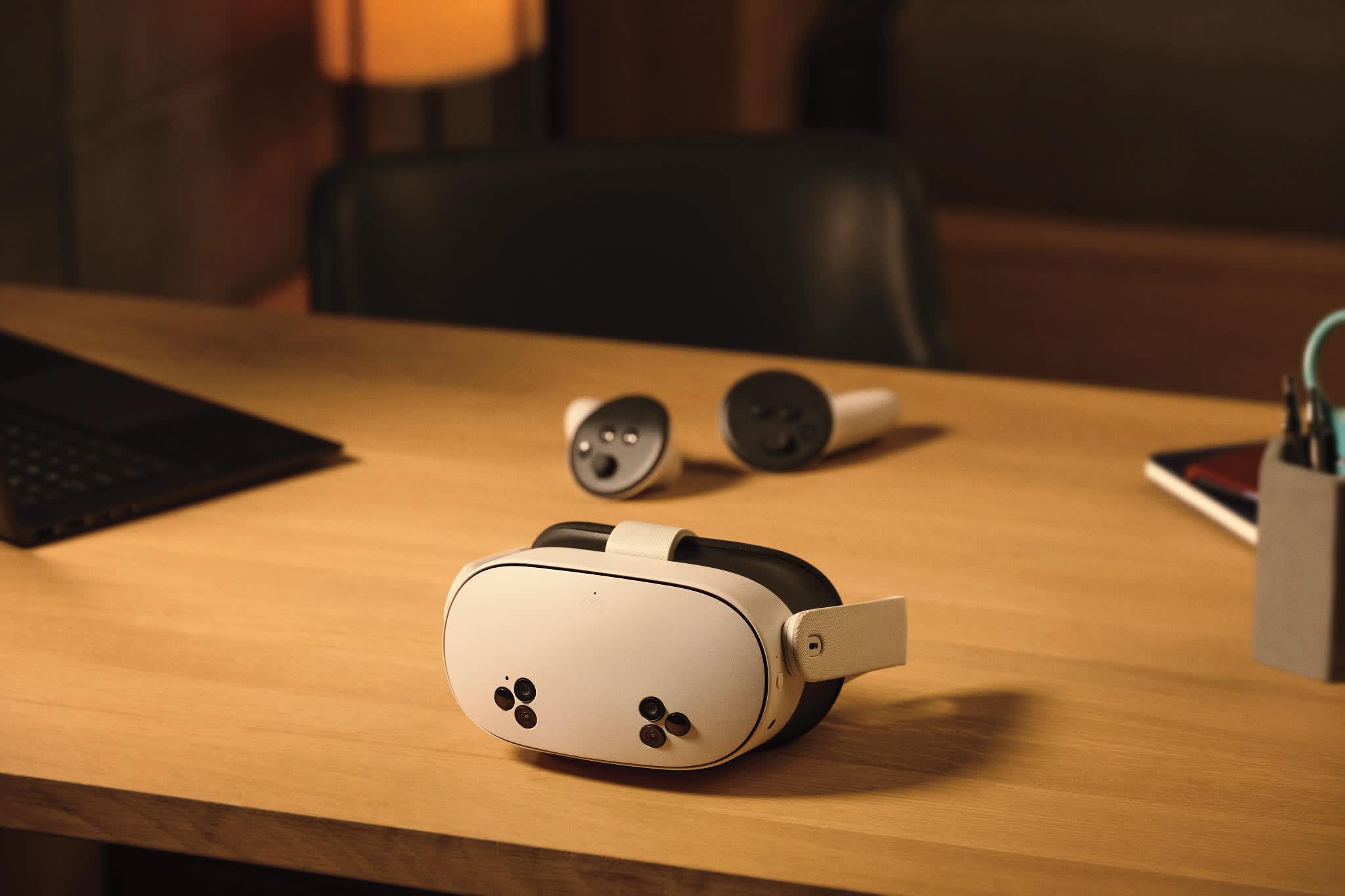 Meta Quest 3S Reviews, Pros and Cons | TechSpot