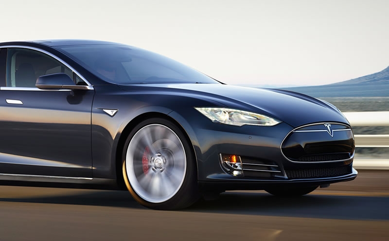 Teslas Model S Loses Consumer Reports Recommendation Stock Plummets