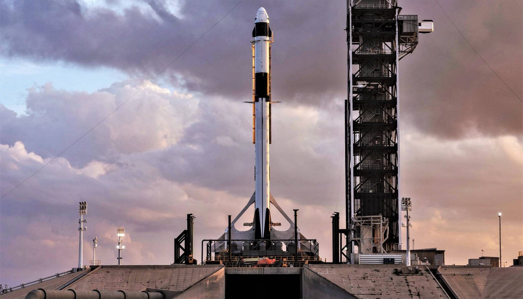 SpaceX announces Falcon 9 'rideshare' program for small satellite ...