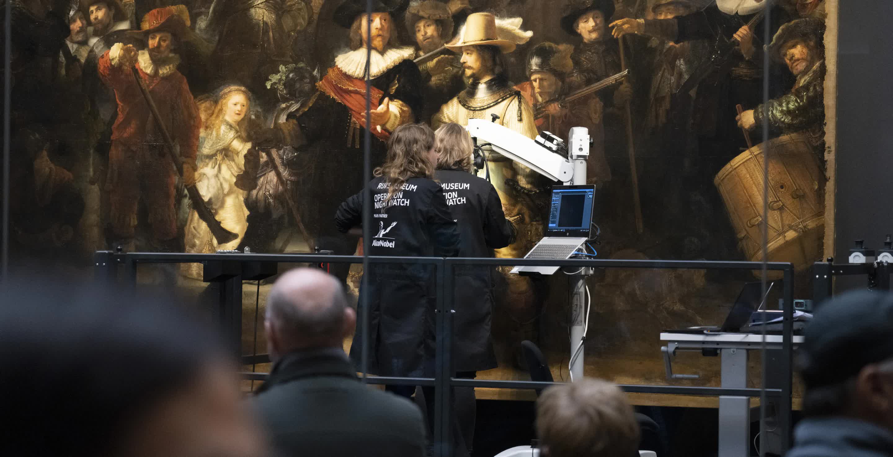 Rembrandt's 'The Night Watch' painting has been restored to its ...
