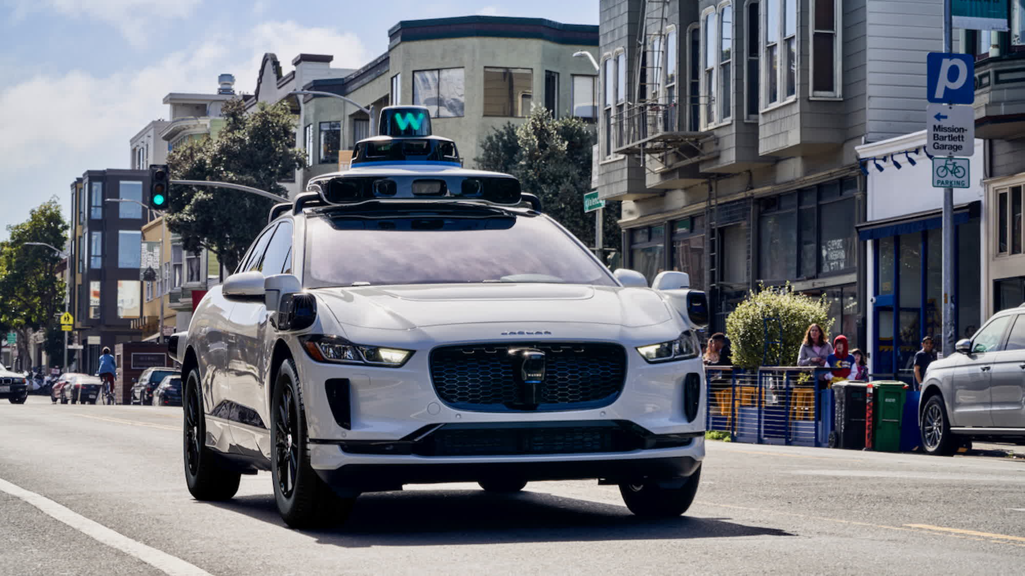 Waymo Driverless Cars Will Introduce New Visual Cues To State Their