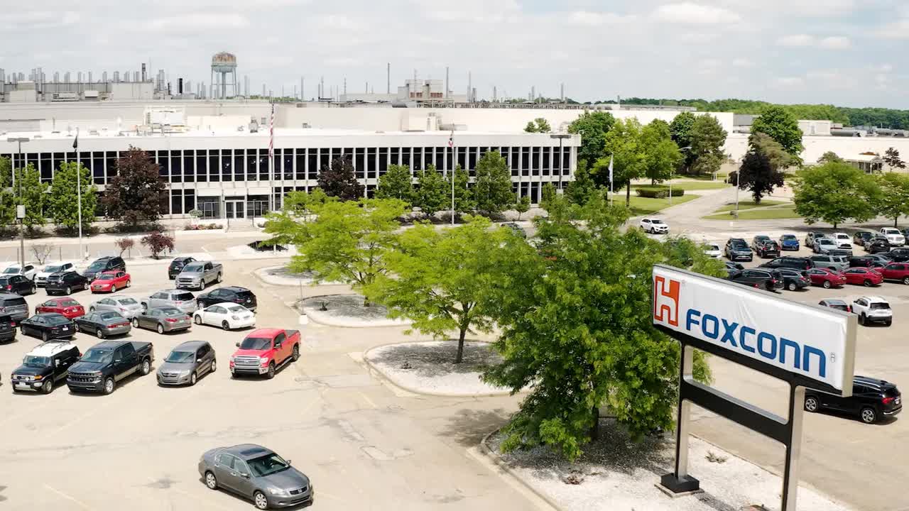 SoftBank buys Foxconn's Ohio plant to build AI servers for US data ...