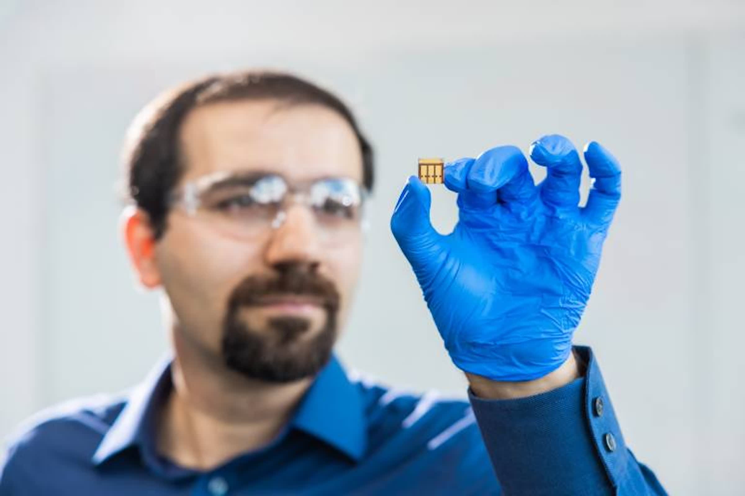 Scientists create solar cells that generate energy from indoor light at ...