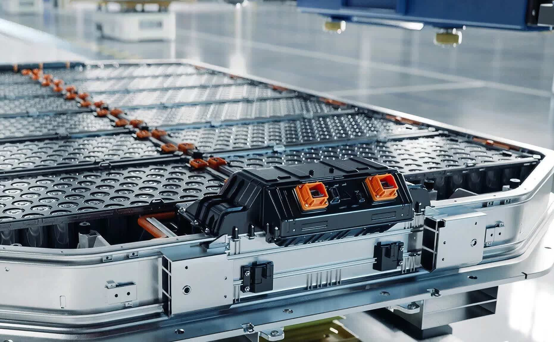 Panasonic Accelerates Work On Anode Free Batteries For Longer Range Evs