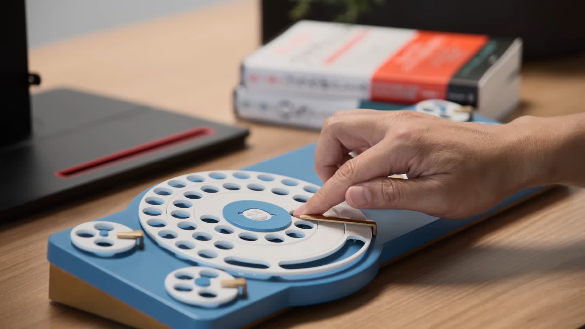 Google Japan adapts rotary phone design for quirky new keyboard | TechSpot