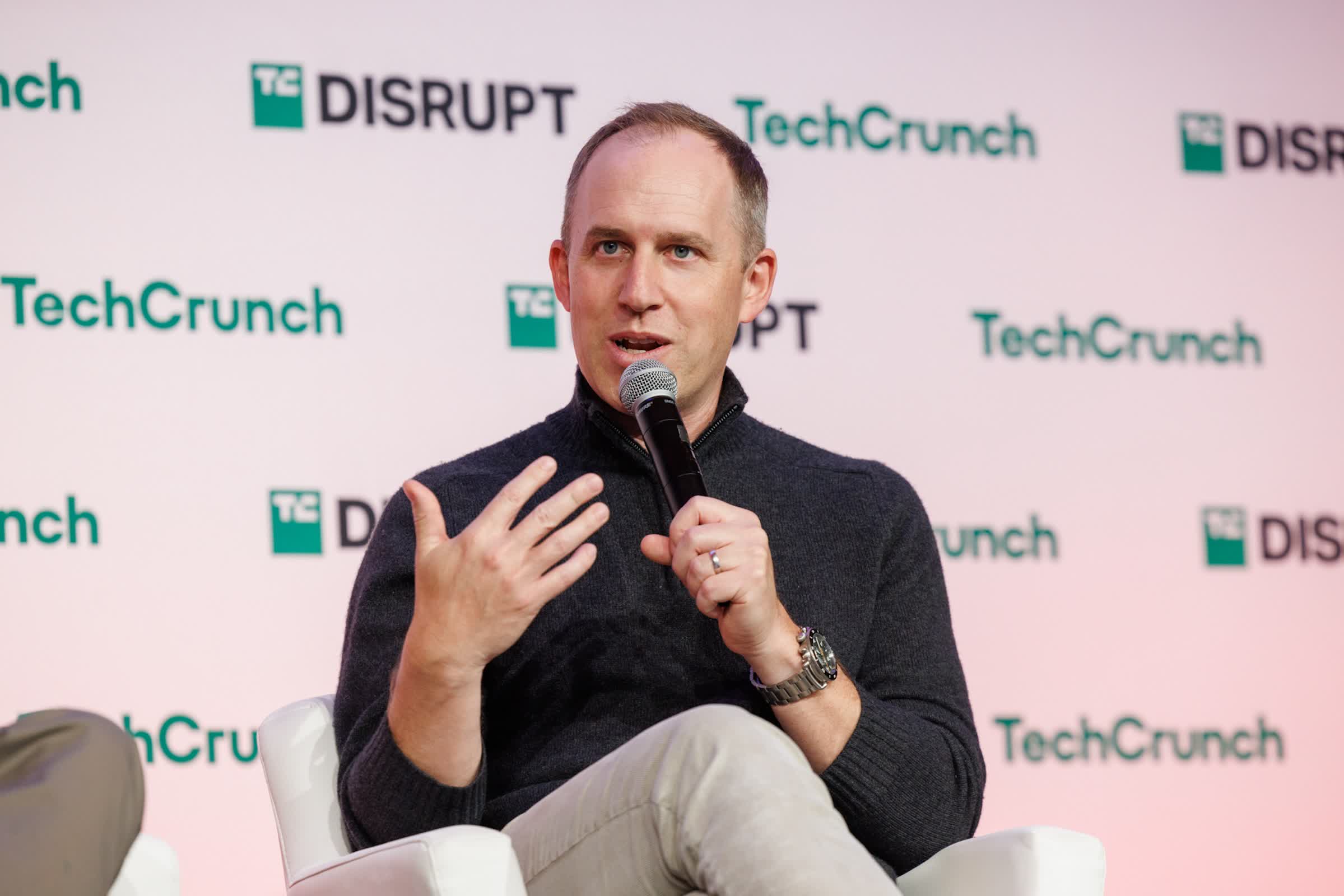 Microsoft now owns 27% of OpenAI as the company shifts to a for-profit ...