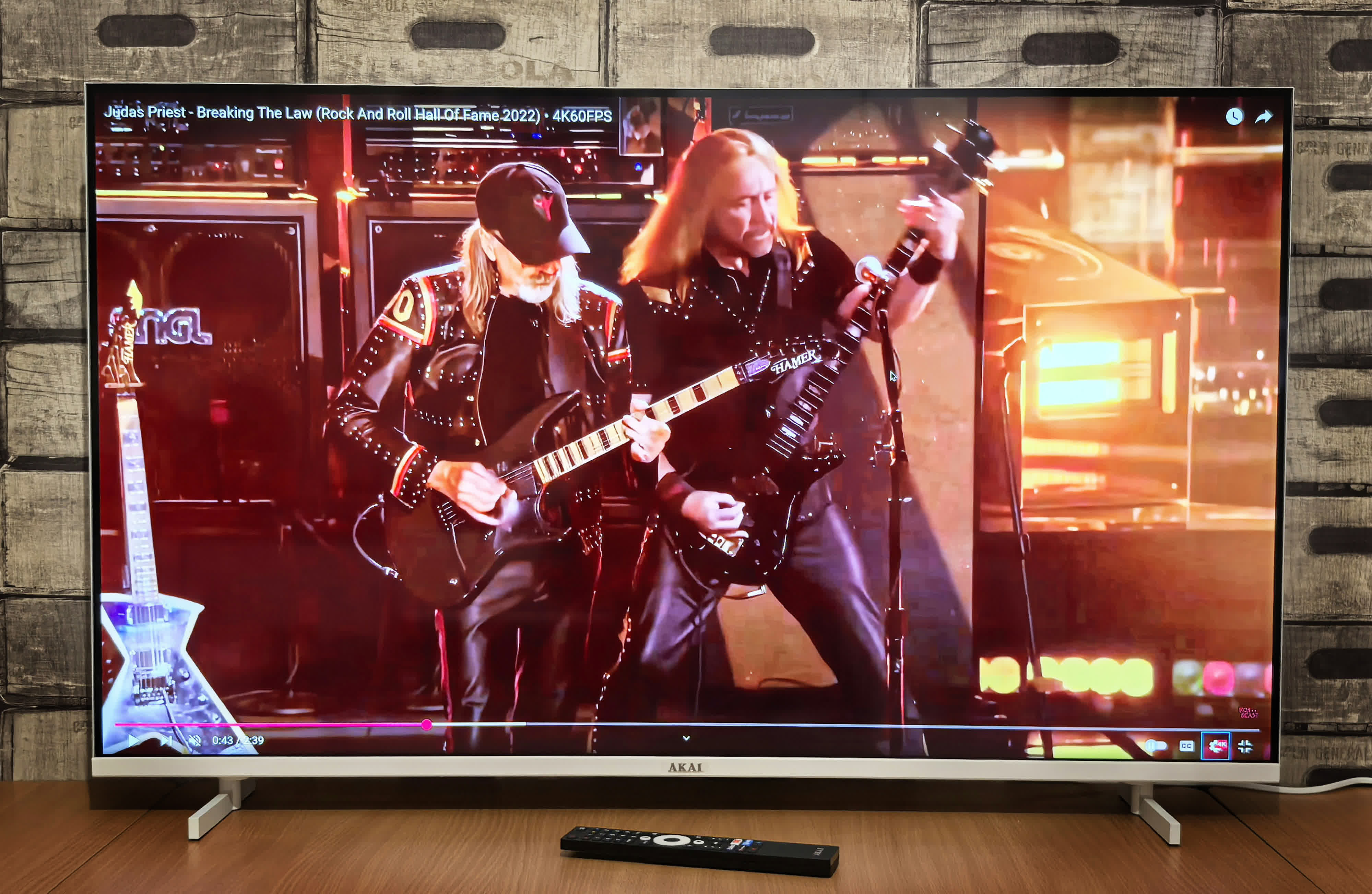 YouTube rolls out AI upscaling and higher-res thumbnails to cater to couch viewers | TechSpot