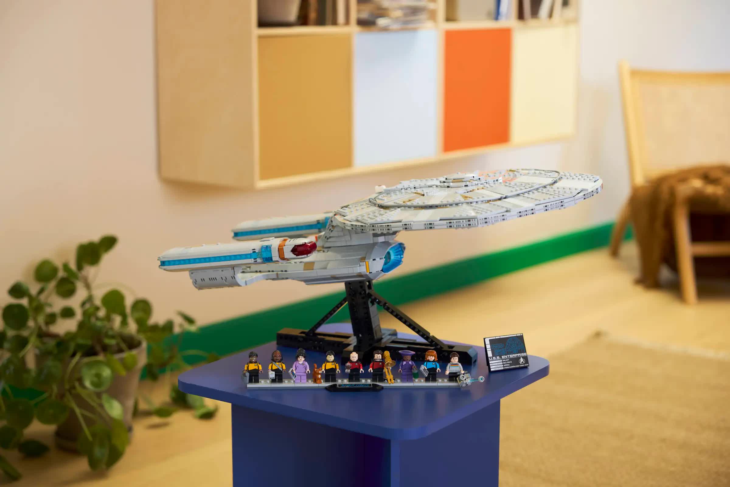 Star Trek TNG fans, make it build: Lego reveals the $400 USS Enterprise ...