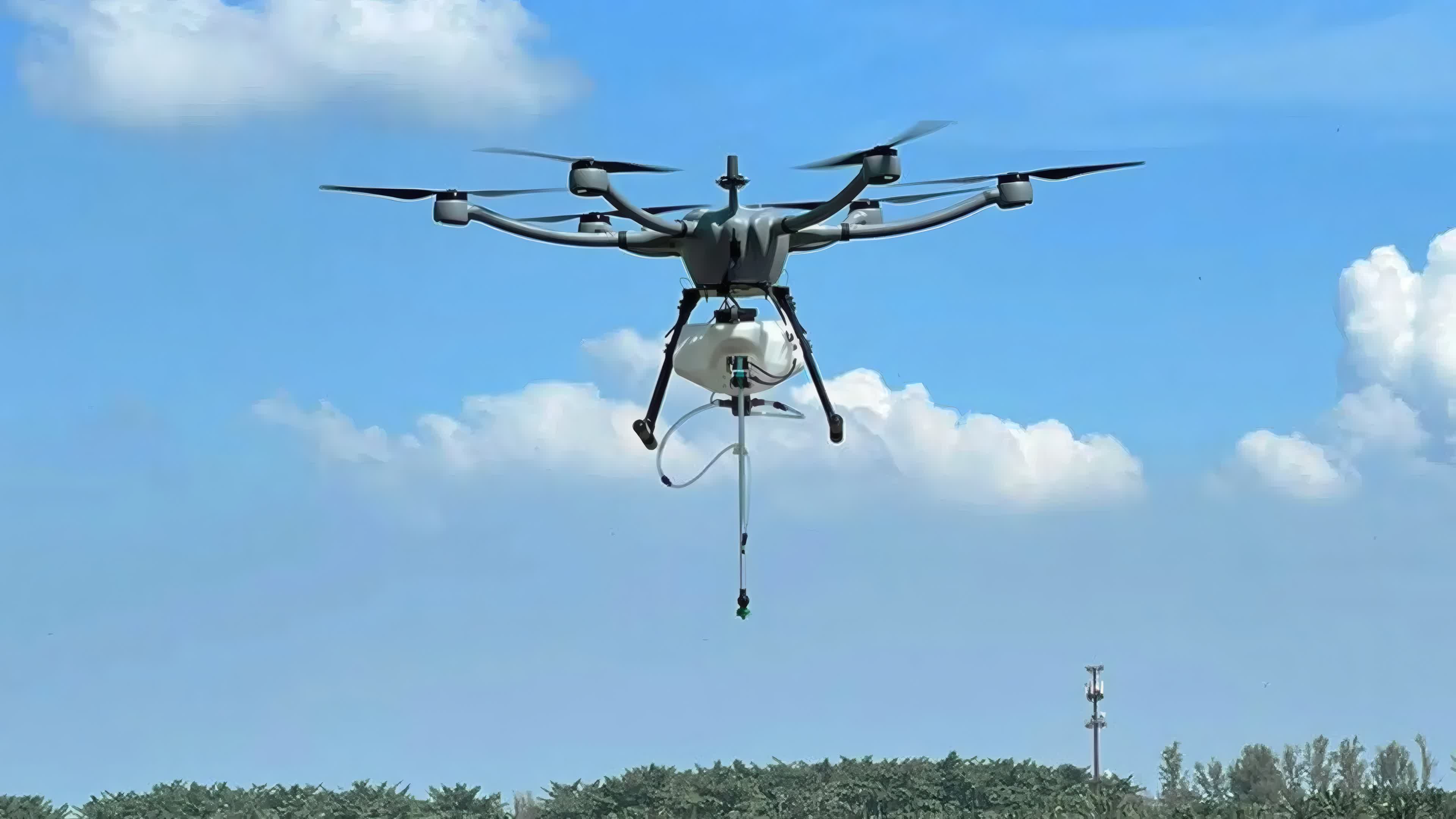 Pepper spray drones are Japan's newest tool against bear attacks | TechSpot