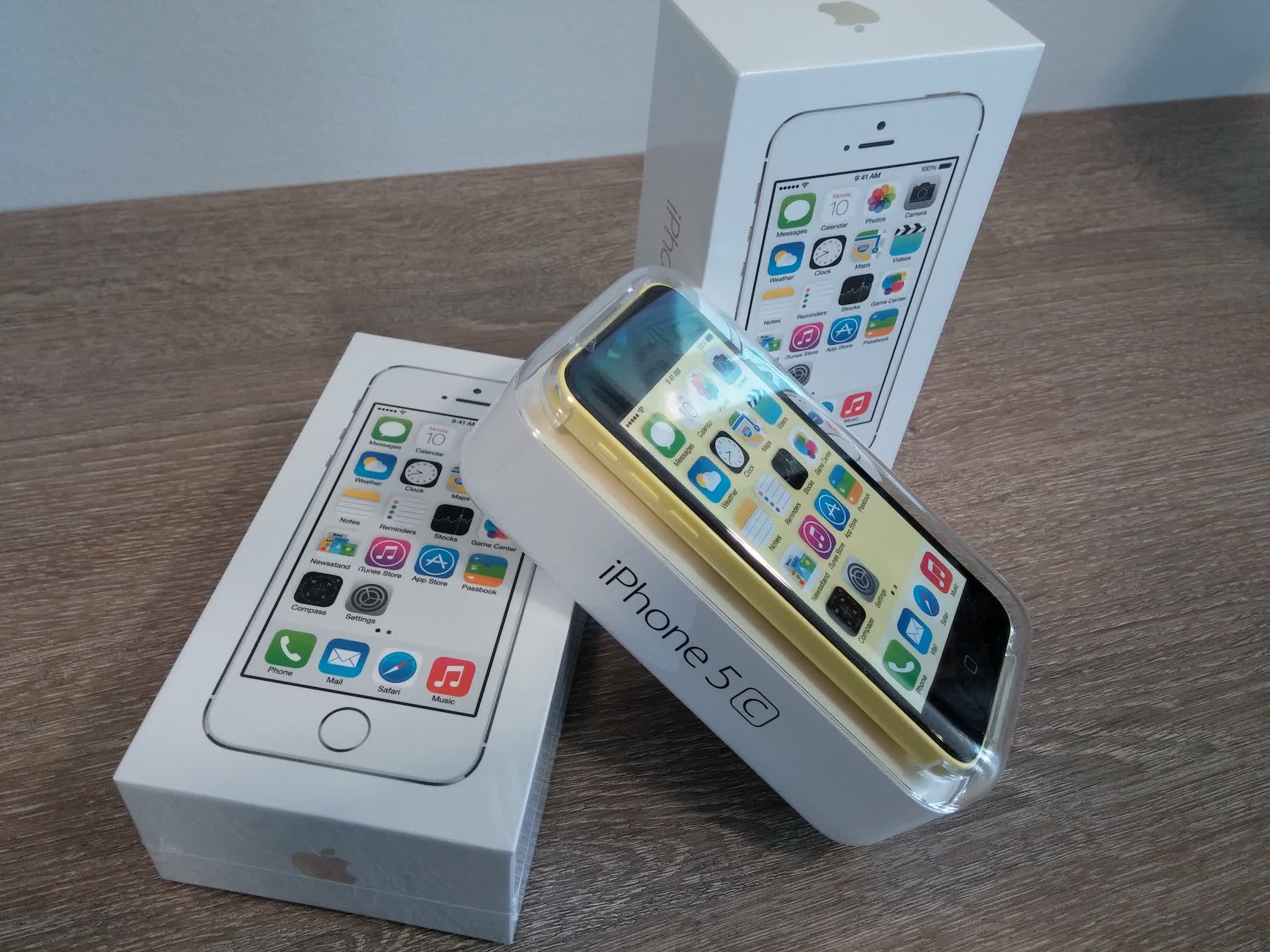 Your ancient iPhone 5s just got an update so it can keep using iMessage ...