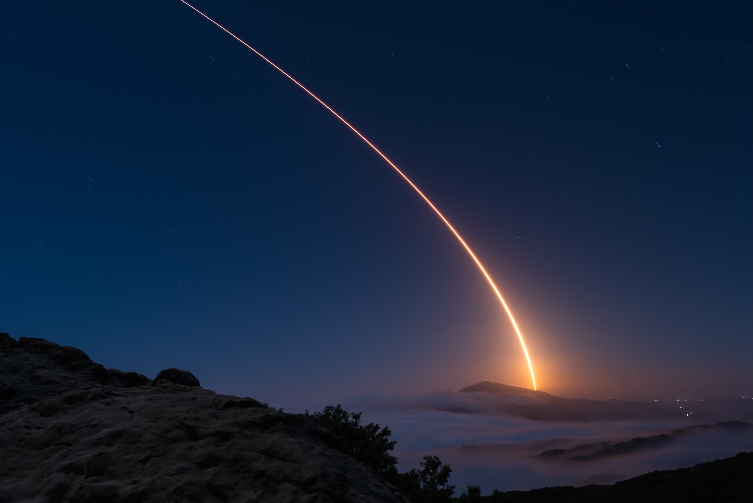 Rocket reentries are leaving measurable lithium pollution in the upper ...