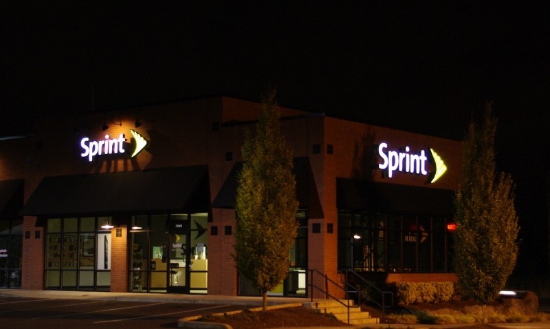 Sprint to announce "very disruptive" prices next week | TechSpot