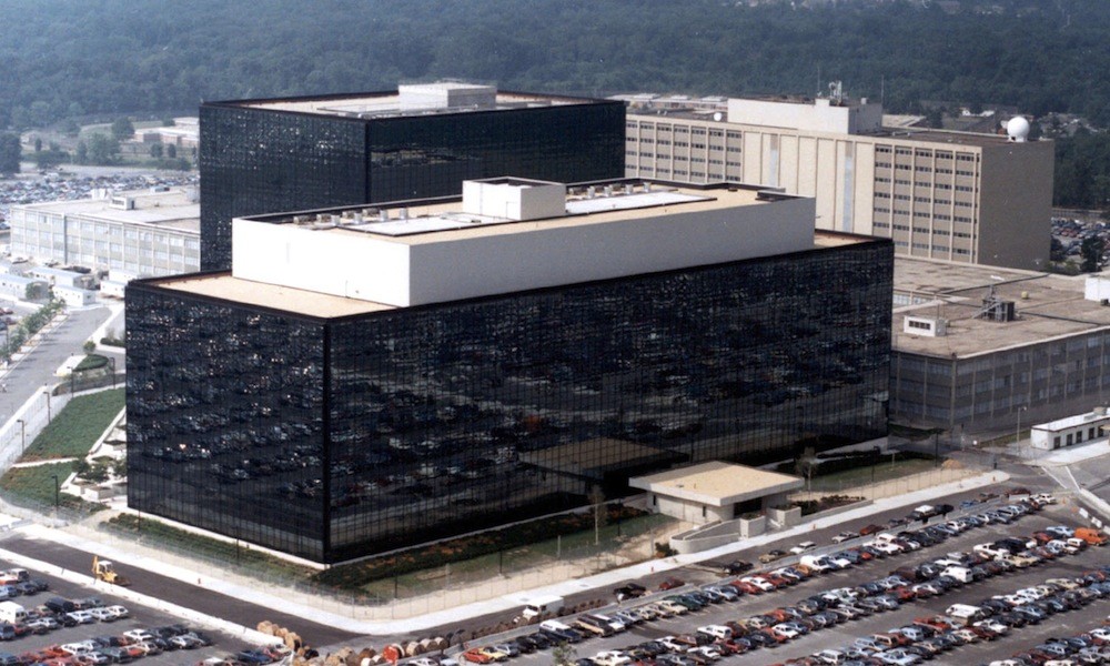 Apple, Facebook and Google set to expand transparency on government ...