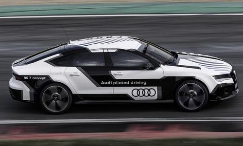 Watch as self-driving Audi RS 7 becomes the fastest self-driving car in ...