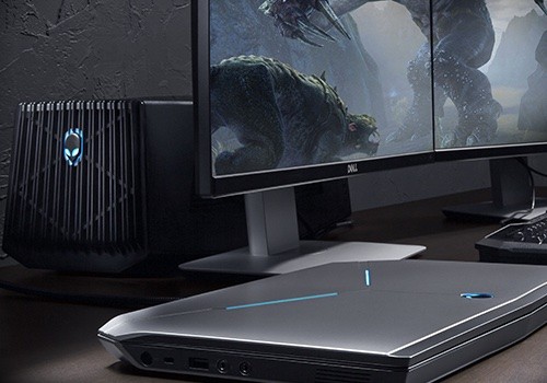Hands-on with the Alienware 13 and massive Graphics Amplifier | TechSpot