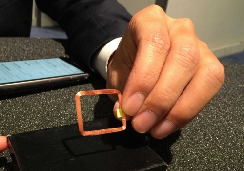 Samsung to enter mobile payments with LoopPay acquisition | TechSpot