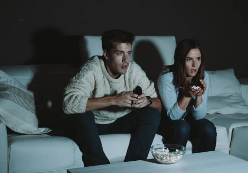 Binge watching is sweeping the nation, survey finds | TechSpot