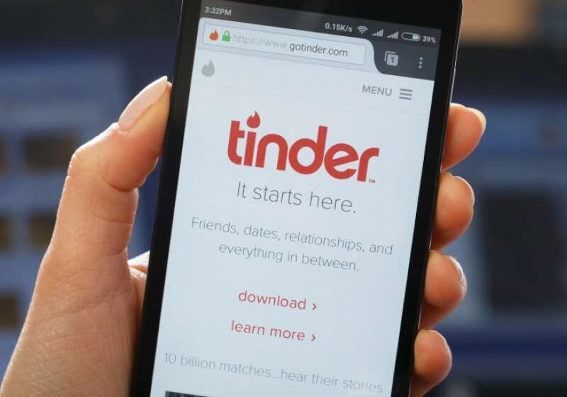 Tinder expands functionality with group outings | TechSpot