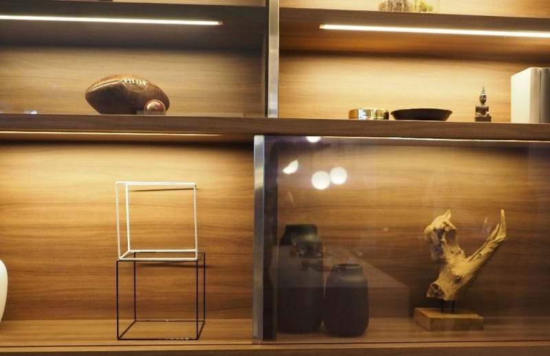 Panasonic makes its see-through prototype TV even more transparent ...