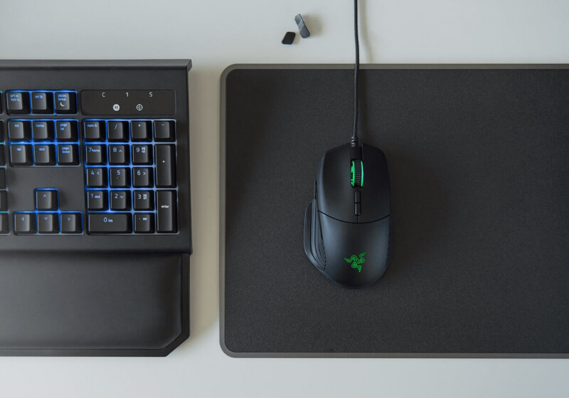 Razer introduces Basilisk mouse for FPS gamers | TechSpot
