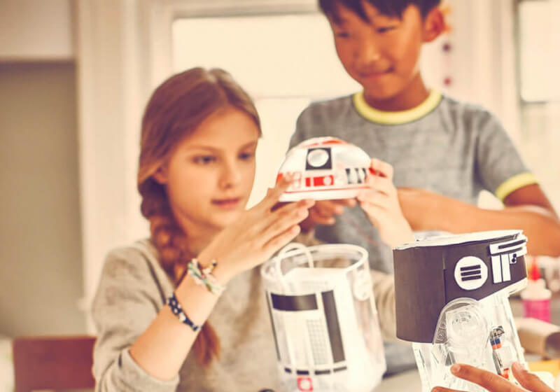 Kids can build a droid and learn about electronics with littleBits R2D2 ...