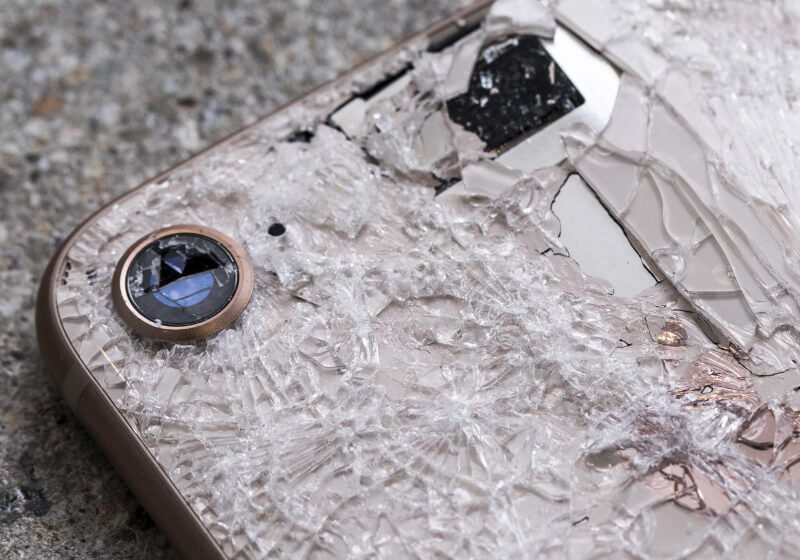 iPhone 8 rear glass assessed in SquareTrade breakability test | TechSpot