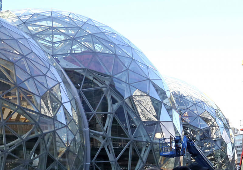 Amazon opens rainforest dome offices in Seattle | TechSpot