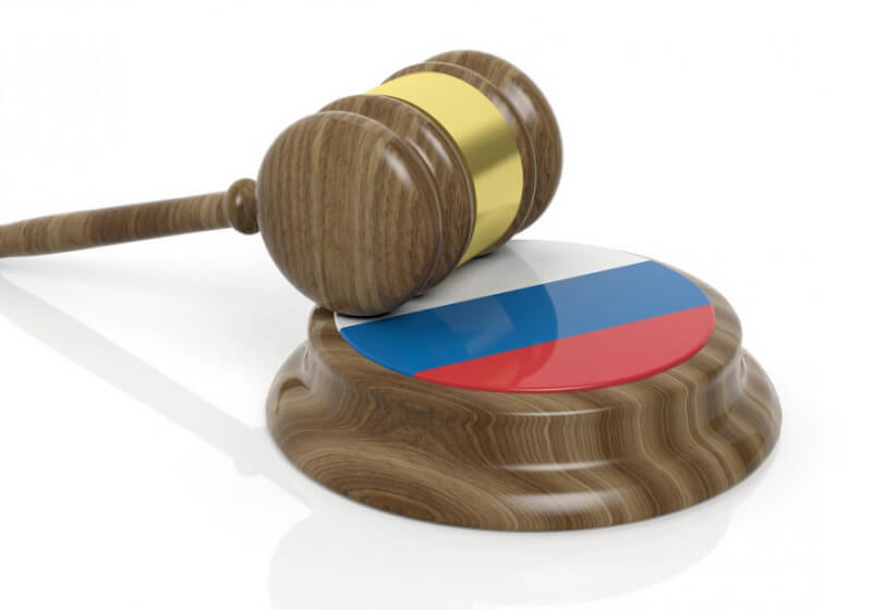 Russia says Facebook and Twitter are violating its laws by not storing ...