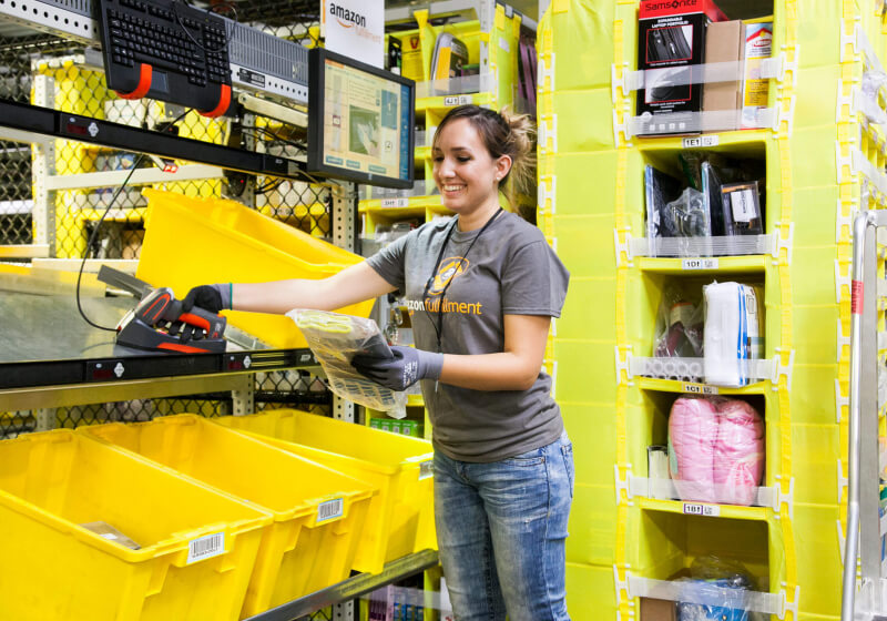 Amazon's minimum wage hike attracted a record number of job ...