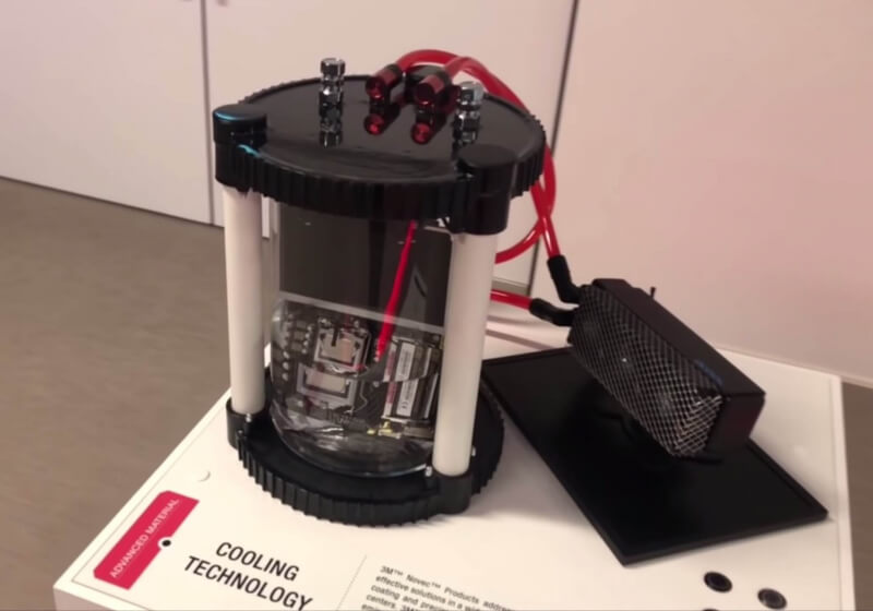 3M shows off demo PC submerged in liquid | TechSpot