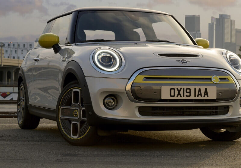BMW's all-electric Mini Cooper rolls onto the scene in March 2020 ...
