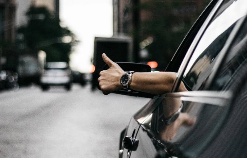 Uber driver unknowingly became getaway driver for armed robber | TechSpot