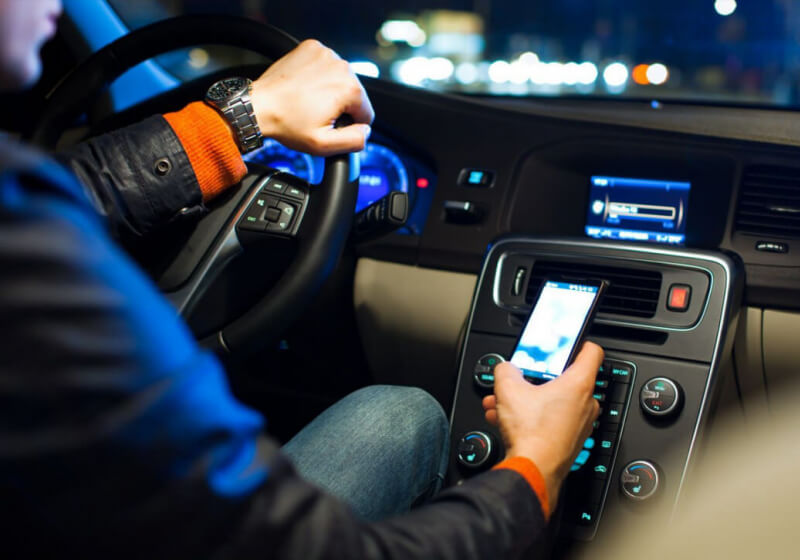 Australia is using AI cameras to identify drivers using phones | TechSpot