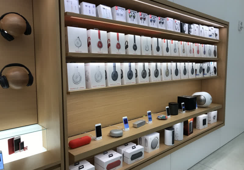 Apple removes Logitech, Sonos and Bose audio gear from its stores ...