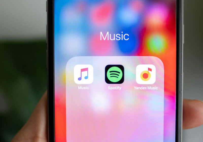Apple says iOS 14.5 will not allow users to set a default music player ...