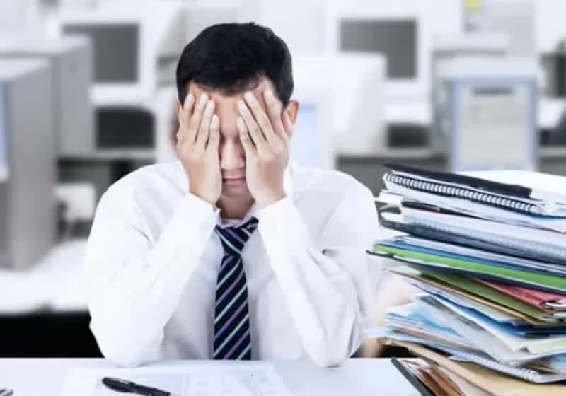 Software developers for Chinese tech industry detail tough working ...