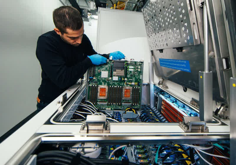 Intel is designing new hardware with immersion cooling in mind | TechSpot