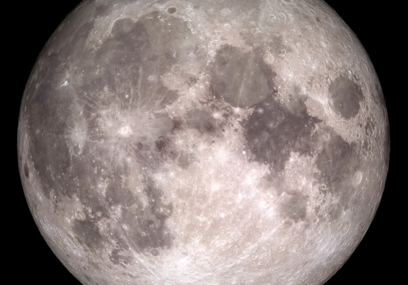Samsung's "Space Zoom" Moon photos rely heavily on AI, simple test ...