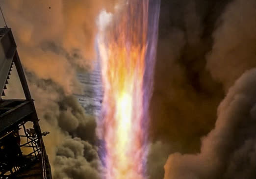 Debris from Starship launch spread across hundreds of acres | TechSpot