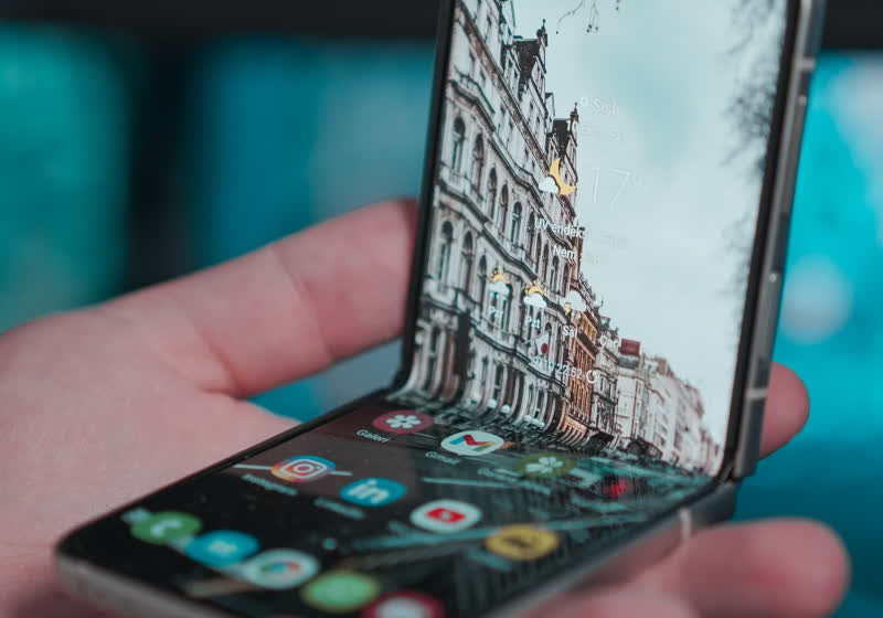 Tactile OLEDs could give future phones tangible on-screen buttons ...